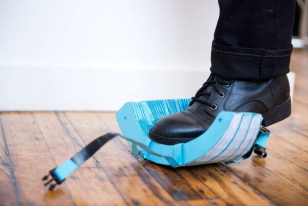 Eco Helmet: Folding Recyclable Helmet - Awesome Stuff 365