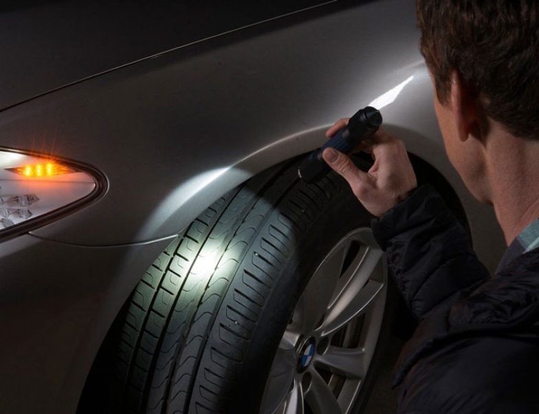 AutoXscape Emergency 3-in-1 Car Tool - Awesome Stuff 365