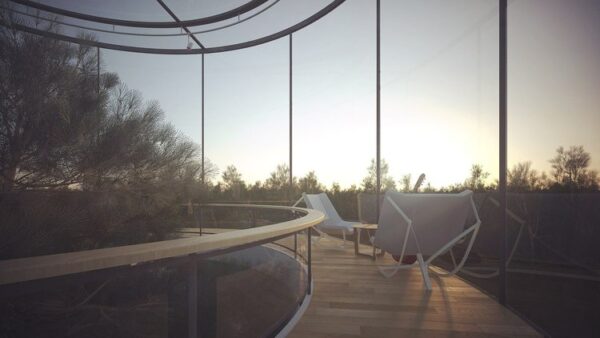 Tubular Glass Tree House - Awesome Stuff 365