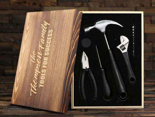 35 Greatest Gifts for Carpenters & Builders You Can Buy