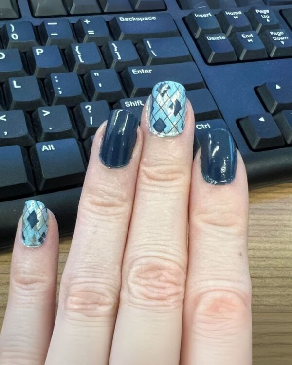 Short Alt Nails for Every Mood