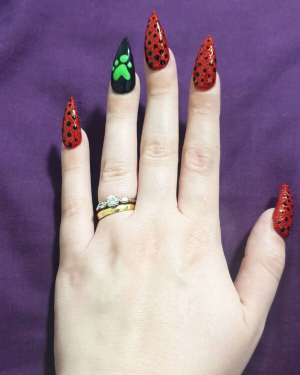 From Simple Dots to 3D Bugs: Ladybug Nail Art That Pops lady bug nails