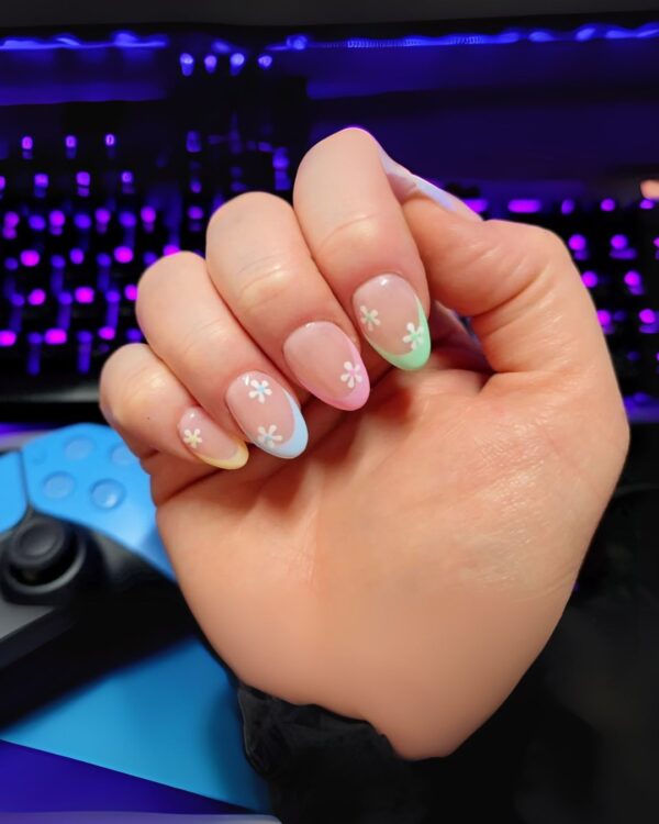 37 Fresh French Tip Nail Ideas to Try