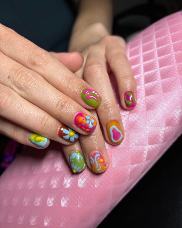 Short Alt Nails for Every Mood