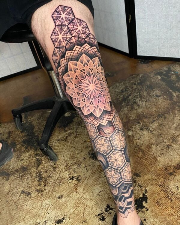Geometric Tattoos That Redefine Body Art