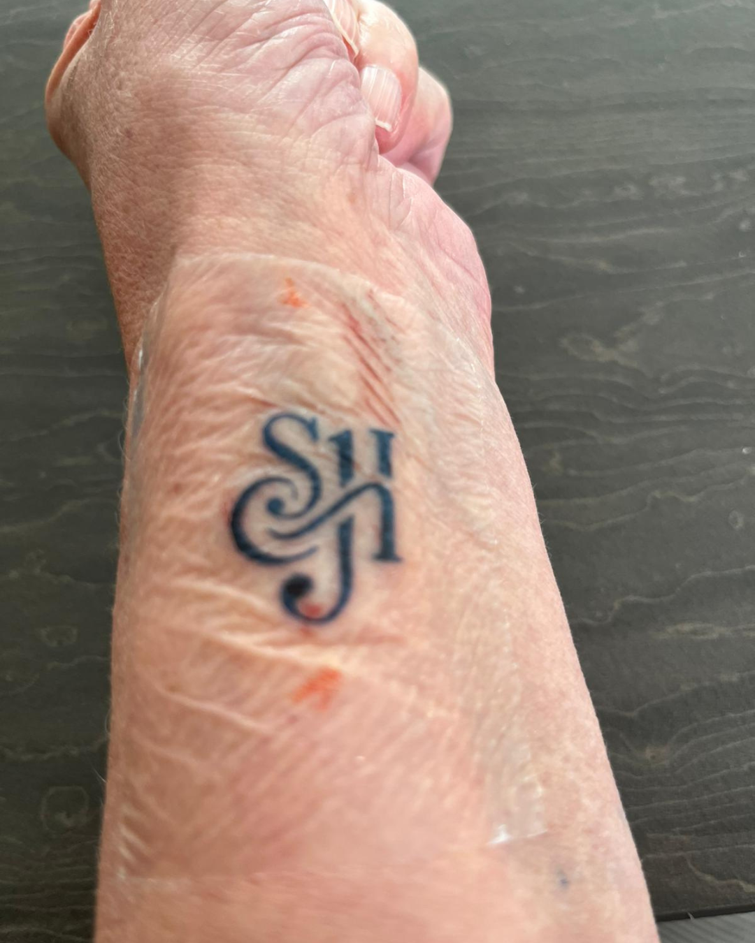 Unique Name Tattoo Designs That Speak from the Heart name tattoo ideas